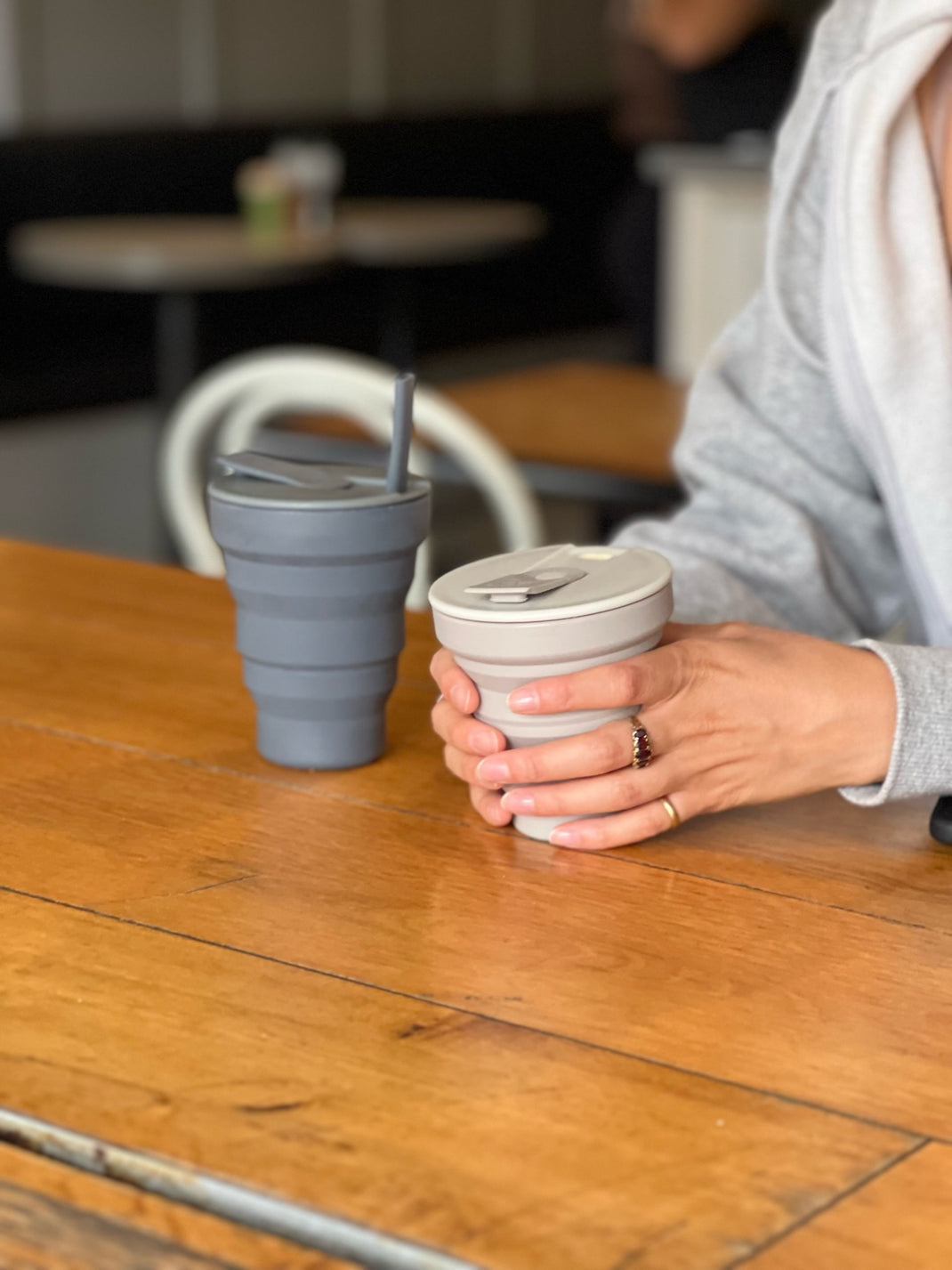 Hunu Cup - Der faltbare Becher – ELIKO Holding AG